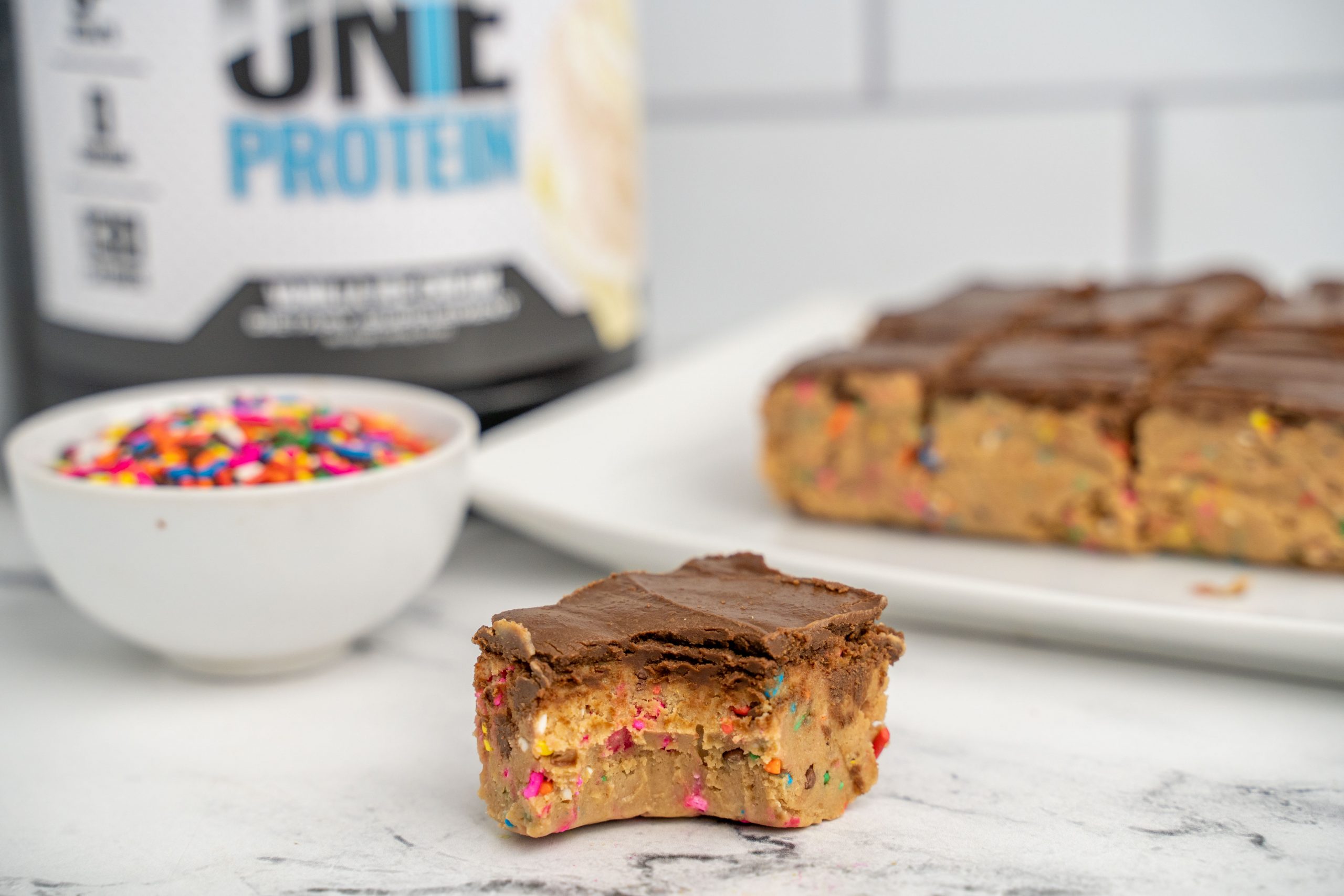 Chocolate Chip Protein Bundt Cake – MacroChef